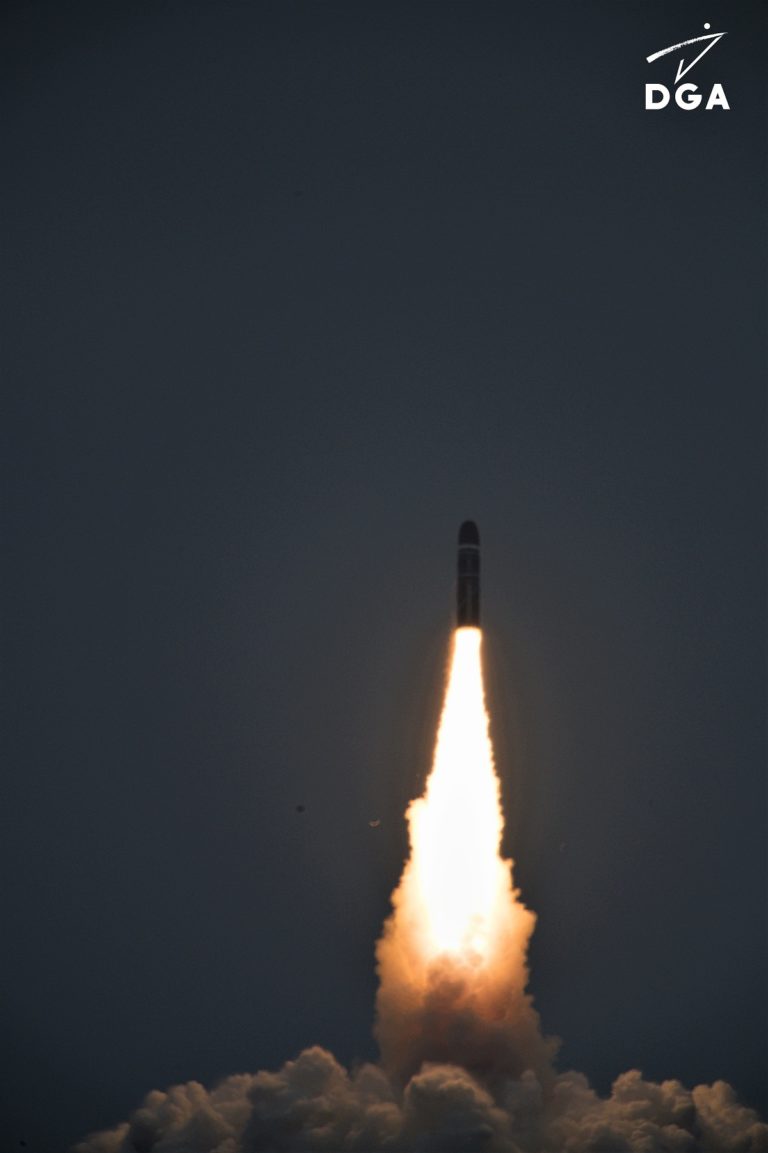 French Navy SSBN 'Le Téméraire' Test Fired M51 SLBM in Operational ...