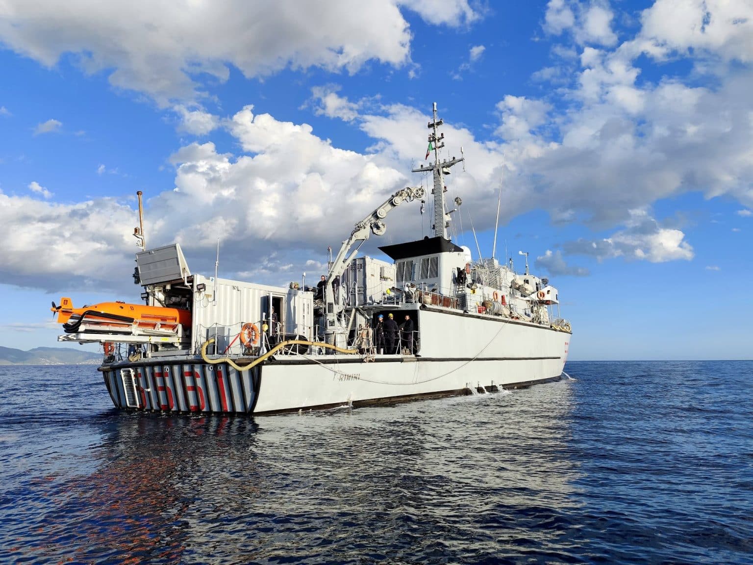 Italy is forward-deploying mine countermeasures assets in the Middle ...