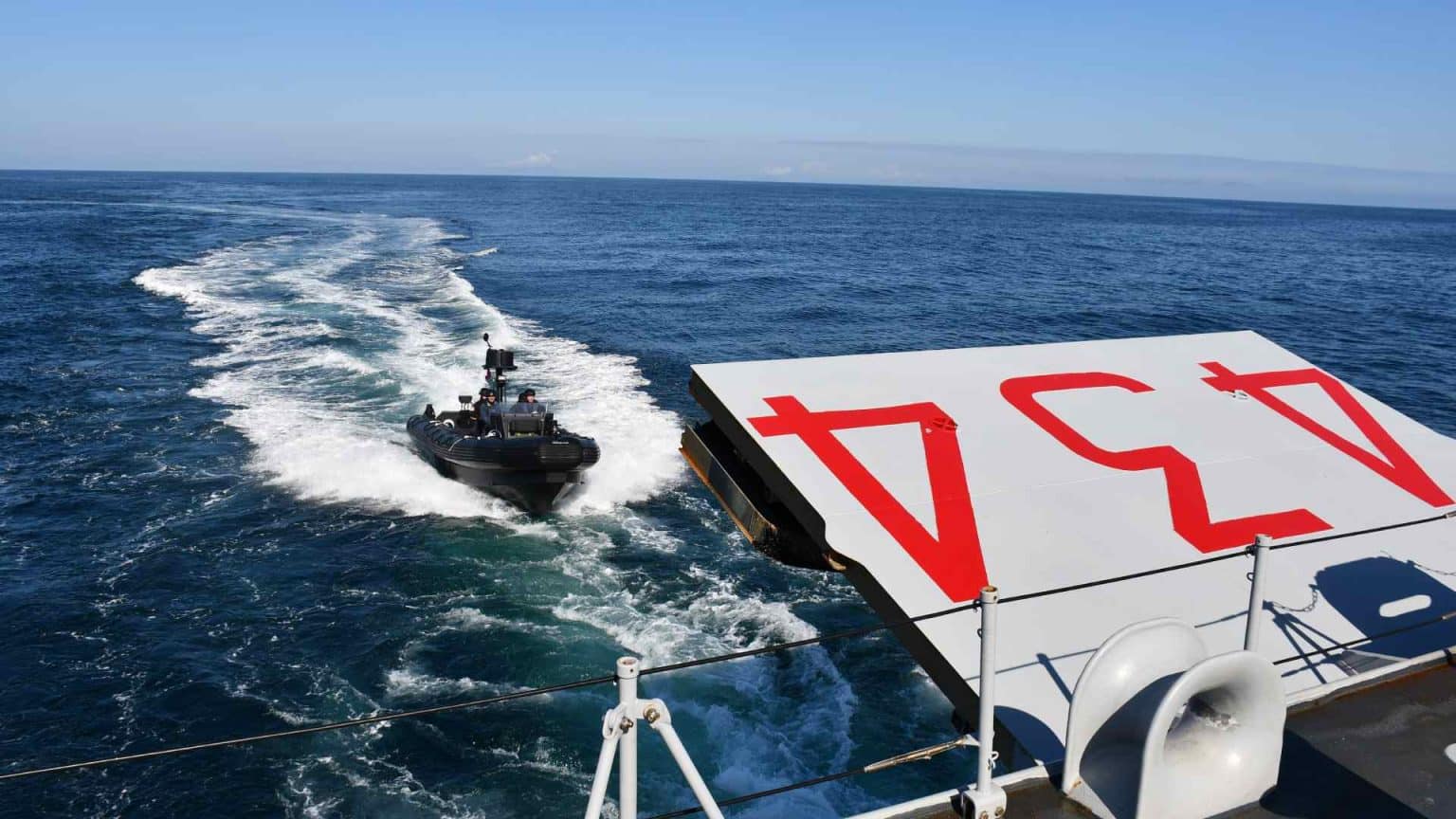 Italian Navy in the Pacific with MPCS Bande Nere to test ballistic ...